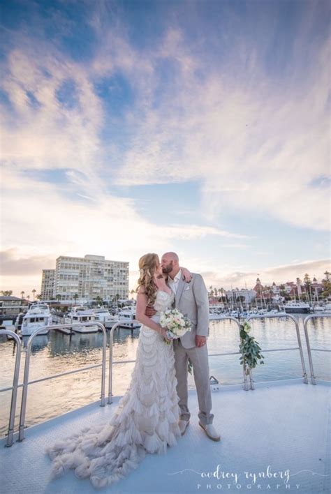 Pin By The Elegant Ninja On Leight Star Yacht Wedding Dress Wedding Fashion