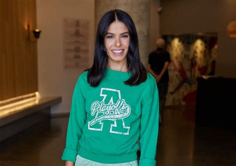 צריך לדעת עם מי להתחתן וממי להתגרש מיכל הקטנה מפתיעה Tmi