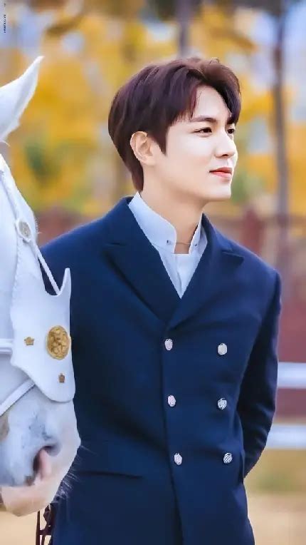 دانلود عکس لی مین هو بازیگر جذاب و مشهور کره ای