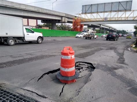 Surge Socavón Sobre La Lateral De Avenida Churubusco