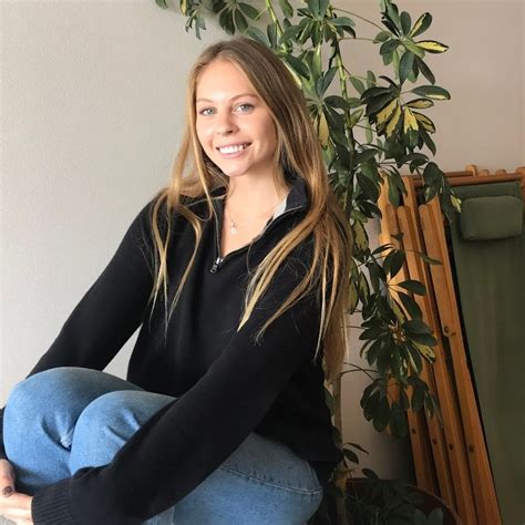 Danielle Flint Youtube