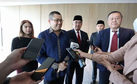 Ht Gelar Pertemuan Dengan Tun Sri Setia Dr H Mohd Ali Bin Mohd Rustam