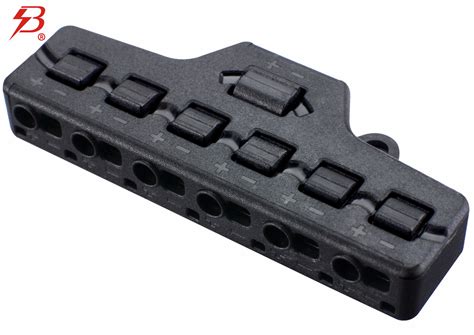 Low Voltage Power Distribution System Connectors For 1 Driver Connecting 6 Lamps China