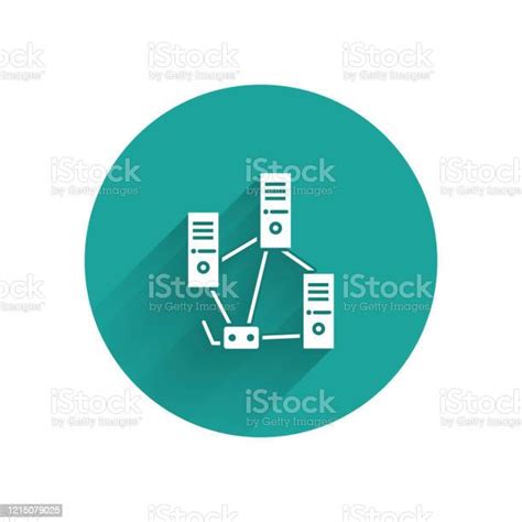 긴 그림자로 격리된 흰색 컴퓨터 네트워크 아이콘입니다 랩톱 네트워크 인터넷 연결 녹색 원 버튼입니다 벡터 일러스트레이션 0명에 대한 스톡 벡터 아트 및 기타 이미지 Istock