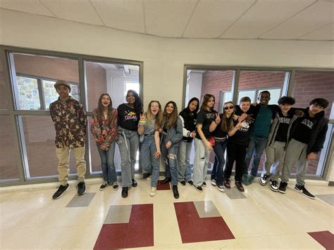 Stfrancisxavierelemdpcdsb On Twitter Throwback Thursdaybeing Kind