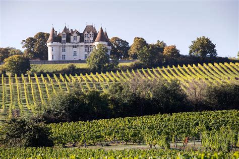 Visitez Le Château De Monbazillac Son Architecture Sa Vue Ses Vignes