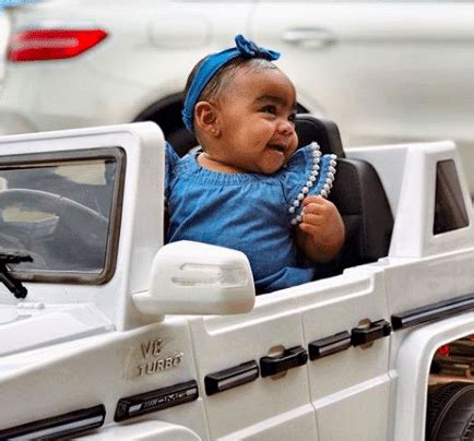 Toya Wright Baby Reign Park Hers And Hers Benz Photo On Instagram Fans Honk In Admiration