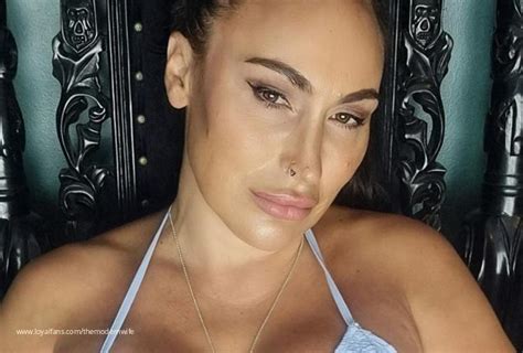 To Squirt Or Not To Squirt That Is The Question Themodernwife