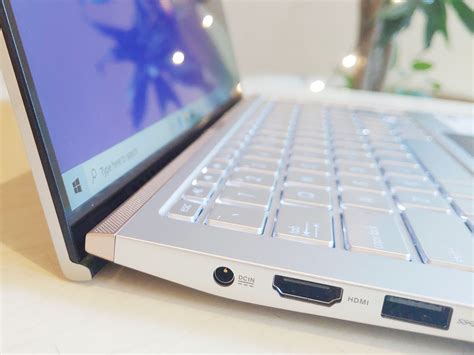 Review Asus Zenbook Ux Flc Laptop Kecil Dengan Dua Layar