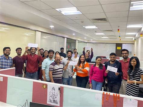 Sarah Shaikh On Linkedin Itsfriday Funfriday Happyfaces Worklifebalance Teammotivation