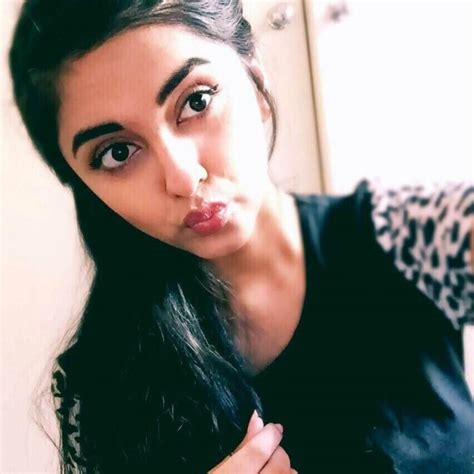 falguni thakkar pardesi girl wiki biography age youtube lyrics