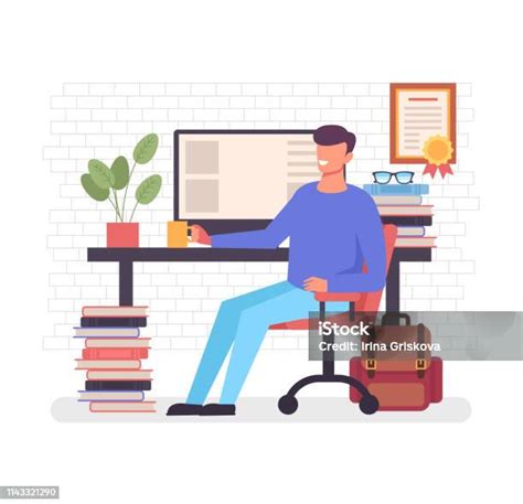 행복 웃는 프리랜서 노동자 남자 문자 커피를 마시는 컴퓨터에 앉아 휴식 집 직장 작업 공간 개념입니다 벡터 평면 만화 그래픽 디자인 일러스트 레이 션 마시기에 대한 스톡