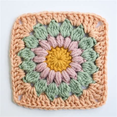 Sunburst Granny Square Pattern