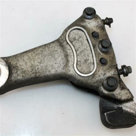 2005 Harley Davidson Road King Oem Rear Back Brake Caliper W Mount Bracket