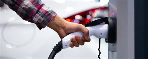 채움 완속 중속 충전기 제품 채움 Cheoom 전기차 충전기 완속 중속 충전기 구입 설치 및 인프라 구축 상업용 화재 방지 예방 감지 기능 수익형 충전기