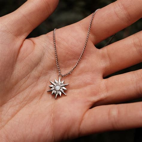Asterisk Necklace White Nacresilver Holzkern