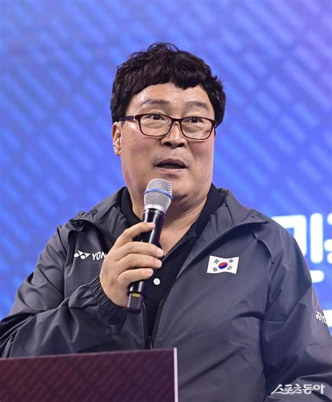 김택규 대한배드민턴협회장 회장 후보 자격 회복…16일 선거 개최 여부는 선거운영위 파행으로 불투명