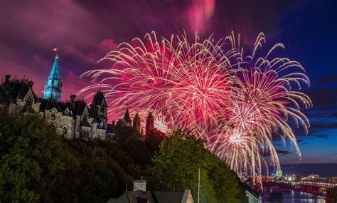 Canada 150 Ottawa To Put On Largest Fireworks Show In Canadian History