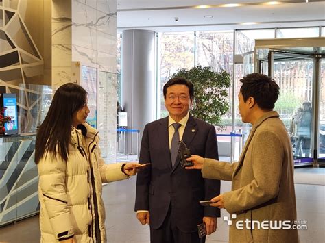 이찬희 삼성 준감위원장 “조직 변화 위해 생각의 전환 필요” 전자신문