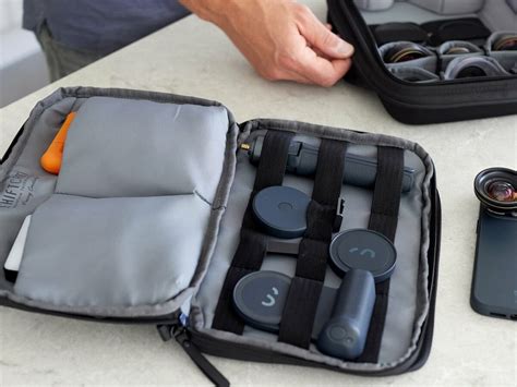 This Sling For Smartphone Photography Enables Stunning Creations
