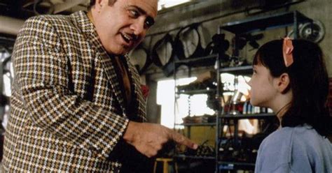 Danny Devito Si è Preso Cura Di Matilda Nella Vita Reale La Tenera Storia Dietro Il Film