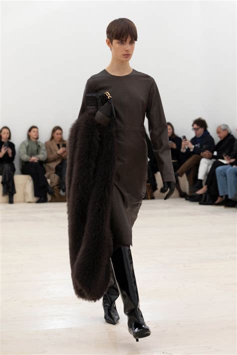 Toteme Fall 2024 Ready To Wear Collection Vogue