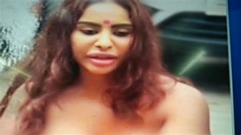 Sexy Protest Nude Video Of Telgu Actress Sri Reddy Viral On Social Media Hello Mumbai News