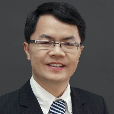 Adaptive And Robust Representation Multi Task Learning Hku Business