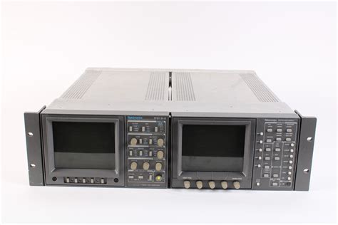 Tektronix 1731 D 2 Digitalanalogue Waveform Monitor Wfm 601m Serial C