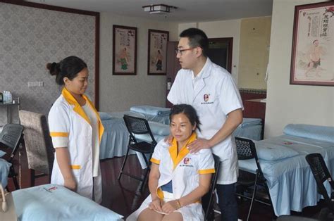 熬夜危害大！快用中醫推拿！ 每日頭條