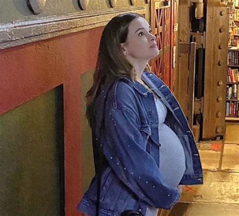 Pregnant Danielle Panabaker Is Hottest Danielle Panabaker R