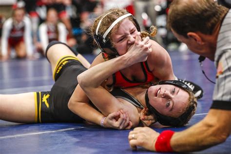 High School Girls Wrestling Waverly Shell Rock Feels Ahead Of The Curve