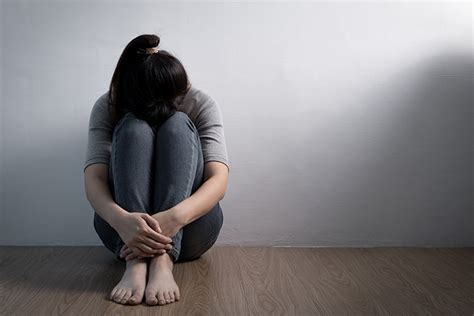 Abandonment Issues Types Signs Causes Treatment And More
