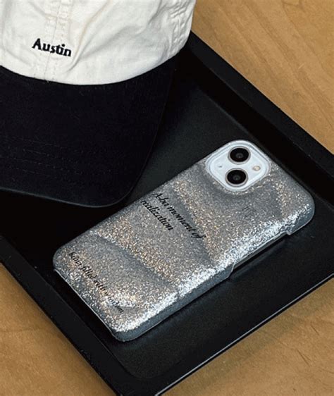 당일출고🚀 힙한 감성 실버 레터링 글리터 펄 크롬 패딩 케이스 폰케이스 아이폰케이스 핸드폰케이스 귀여운 키링 아이폰 15 14 13 12 미니 프로 생일 선물 우정템 에이블리