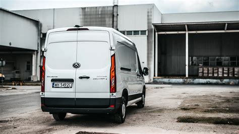 Maxus Deliver 9 Nowy Chiński Dostawczak Z Dieslem