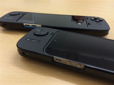 logitech powershell controller turns iphone into gaming handheld