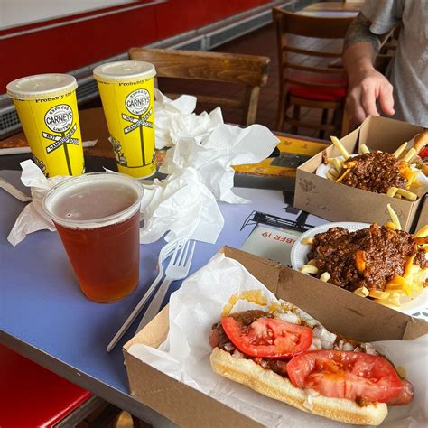 Carneys Restaurant Los Angeles Crescent Menu Prices And Restaurant