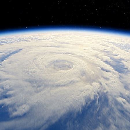 What Is The Difference Between A Cyclone And A Tornado Size Formation Duration And Frequency