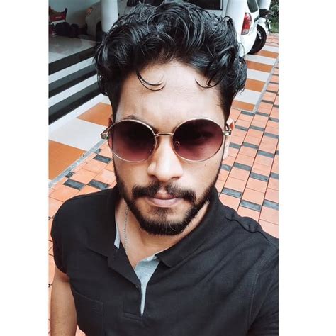 Vivek Vijayakumar Vivekvjkmr • Threads Say More