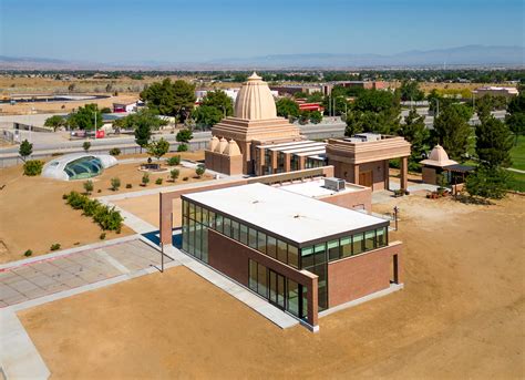 Csa Partners Includes Glass Dome At Hindu Temple In California Desert