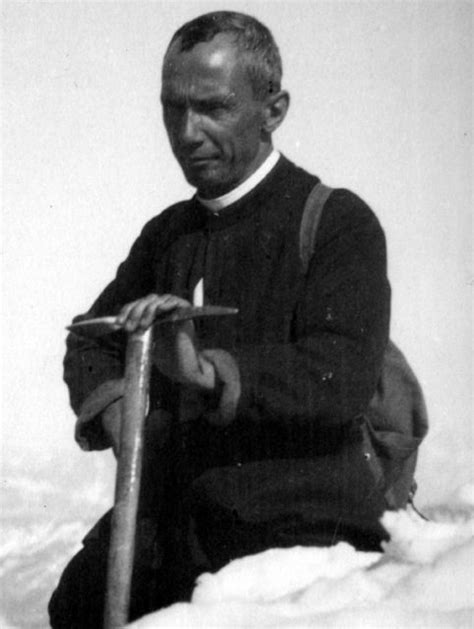 Don Giuseppe Buzzetti Alpinista Della Val Masino Vecchie Foto Alpinismo Leggende
