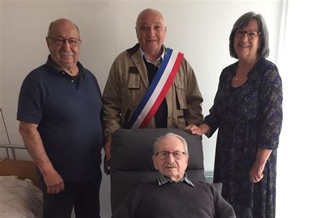 Chamvres Daniel Picault Premier Centenaire Lyonne Républicaine