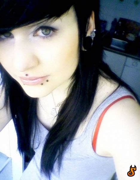 Cute Emo Girls 71 Pics