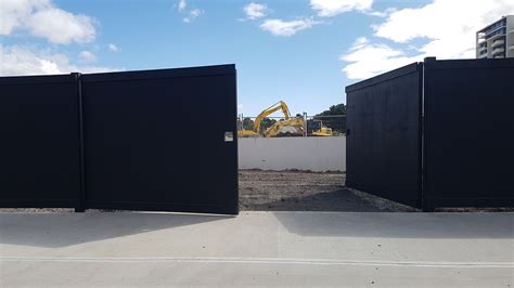 Timber Boundary Site Hoarding And Security Summit Fencing