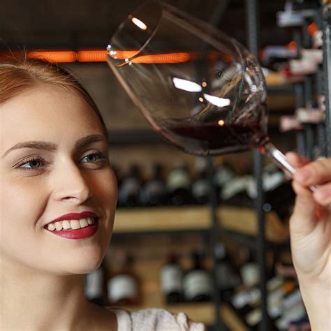 Amber Wines Instagram Twitter And Facebook On Idcrawl