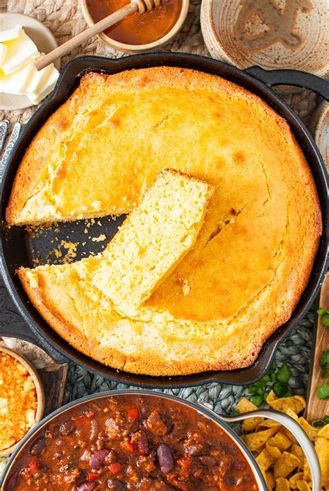 Sweet Skillet Cornbread Xoxobella