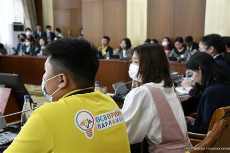 “Өсвөрийн парламент ын нэгдсэн чуулган боллоо
