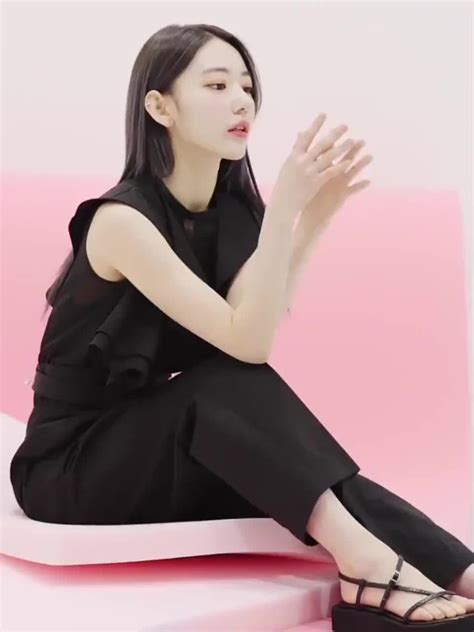 Le Sserafim Sakura Rkfeets