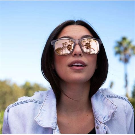 Blenders M Class X2 Crystal Light Greychampagne Polarised