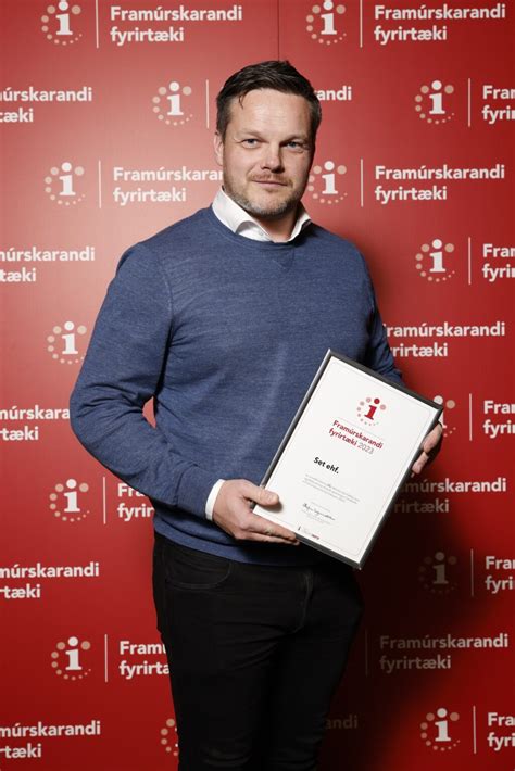 Set Er Framúrskarandi Fyrirtæki Set Ehf